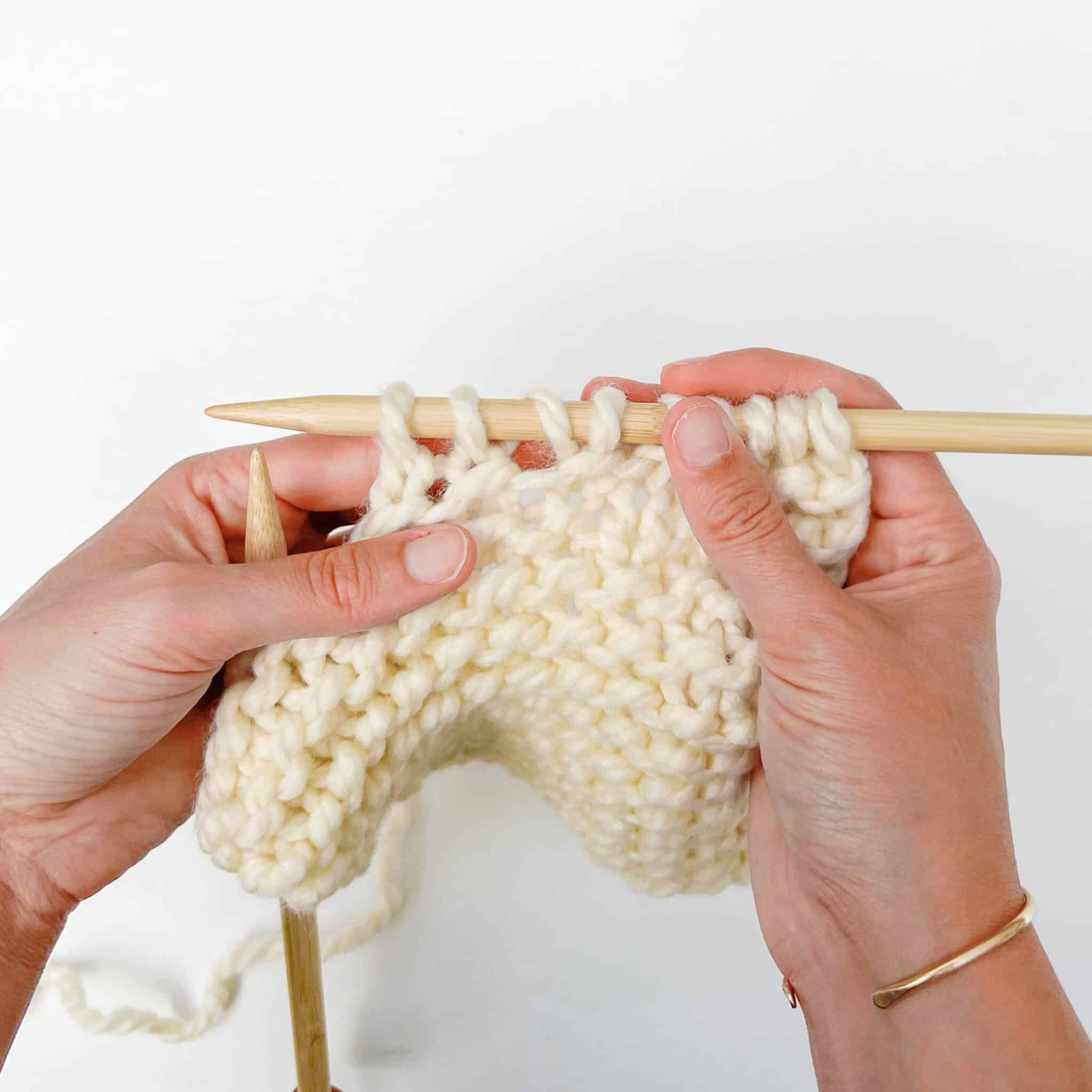 Garter Stitch [5 Easy Steps]