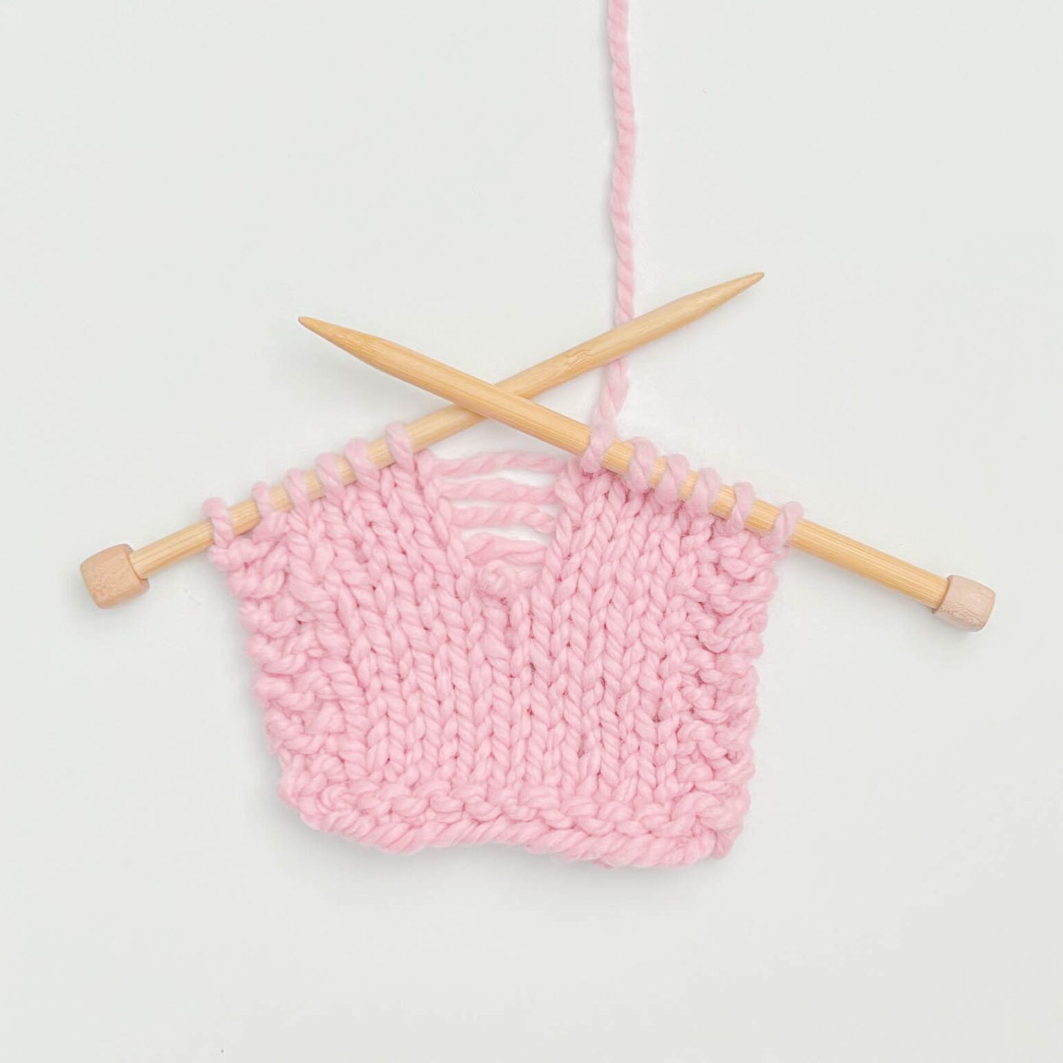 How to Fix a Dropped Stitch [2 Easy Ways]